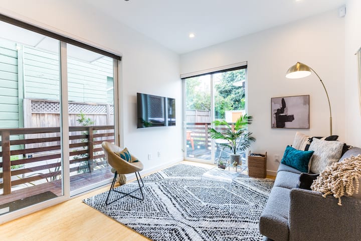Urban Oasis! Modern Mission-bernal 2br, 30+ Nights - San Francisco, CA