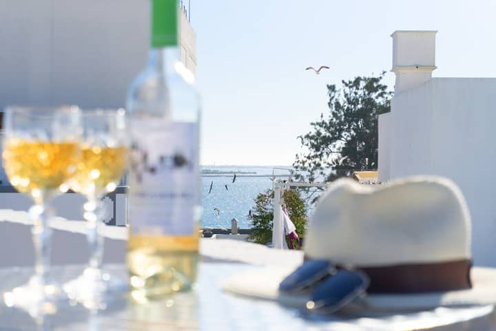 "Stork's Nest" 3 Bedroom Townhouse With Seaview - Faro