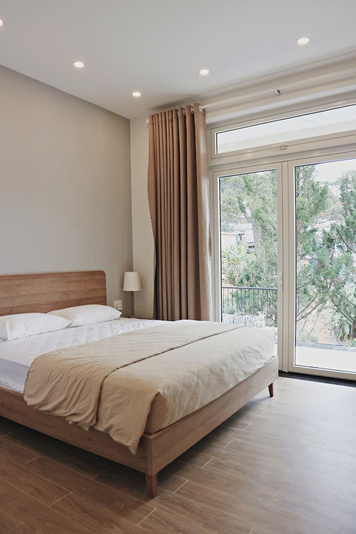 Spacious Room With A Valley View - Hygge Da Lat - Dalat