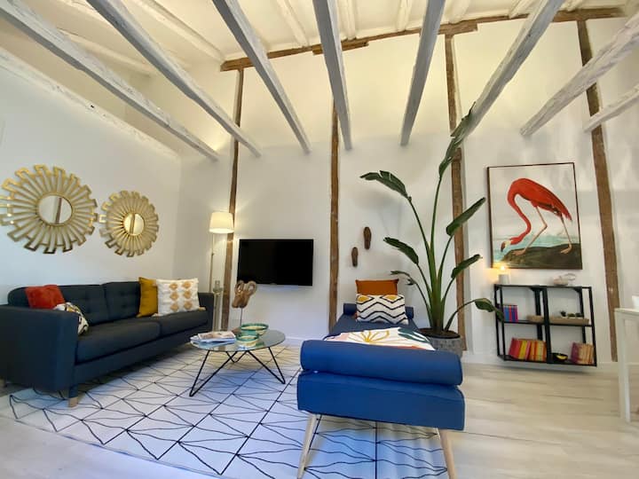Beautiful Apartment In Madrid Center/lavapiés - Madrid
