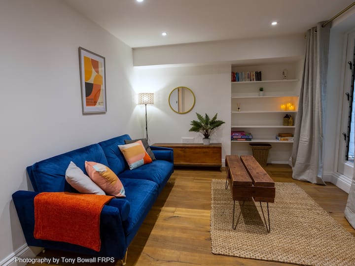 Central Seaside Home With Free Parking - Hove