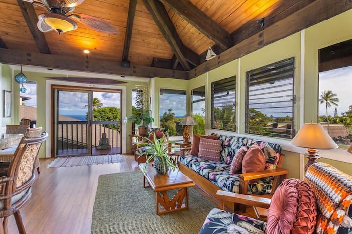 Tiki Tower Ocean View 3 Story - Recently Renovated - Anini Beach, HI