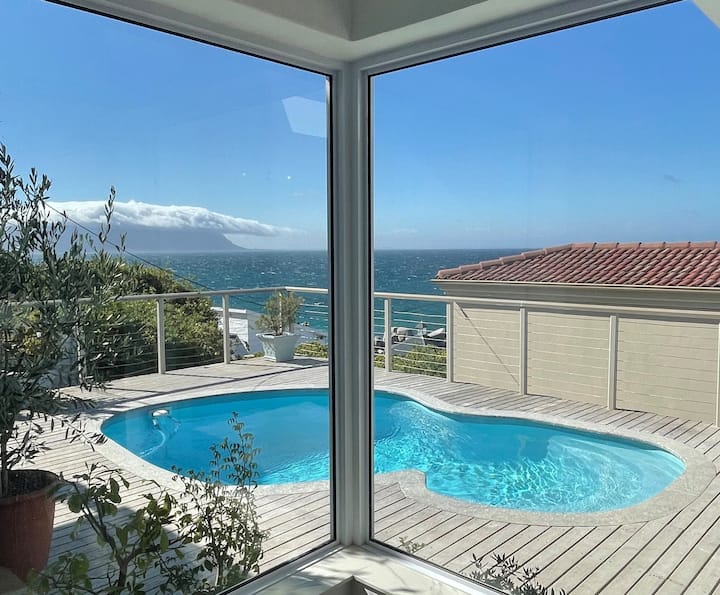 Whale Rock Apartment. A True Cape Town Holiday. - Cape Town
