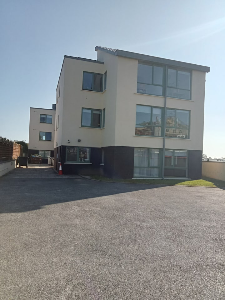 2 Bedroom, 2 Bathroom Apt H - Dublin