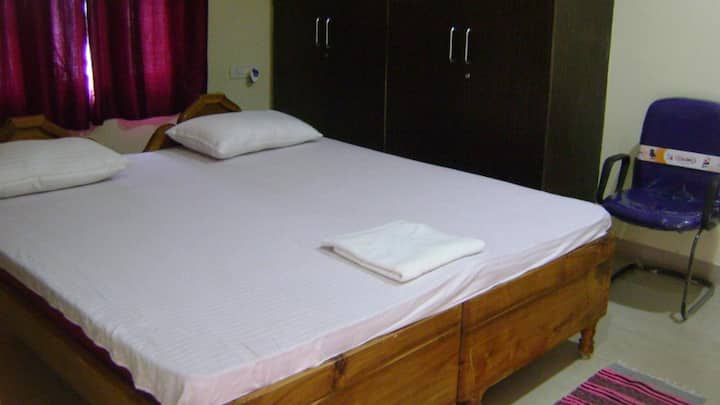 Private Studio ,Wifi, Terrace & Balcony , Kitchen - Bhubaneswar