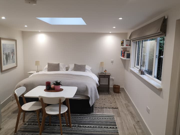 Attractive Self-contained Garden Studio - Putney - London