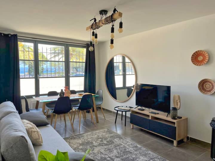 Le Catherine - Terrasse • Vue Mer - Plage de Fos-sur-Mer
