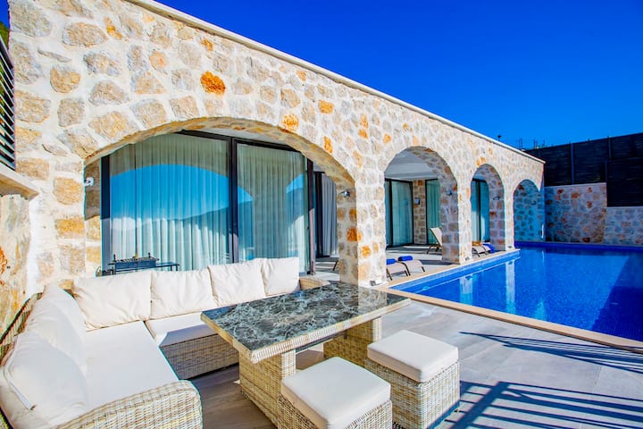 Villa Royal 3 Deniz Manzaralı Geniş Ailelere öZel - İslamlar