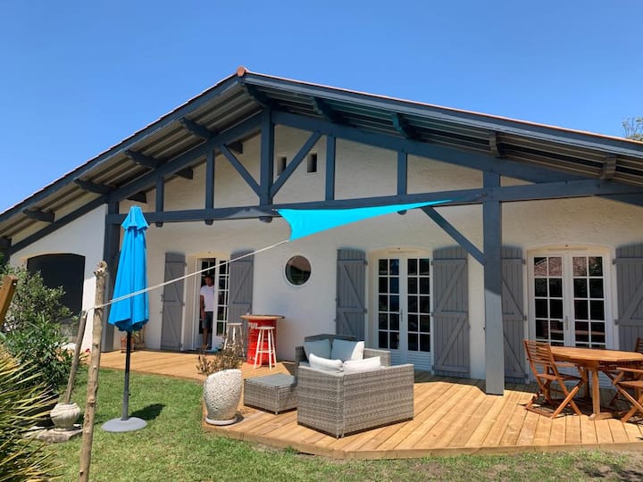 Maison Bord De Plage Avec Jardin Arboré. - Labenne