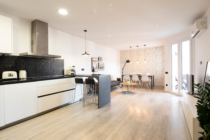 New Cosy Apartment -Sagrada Familia - La Barceloneta