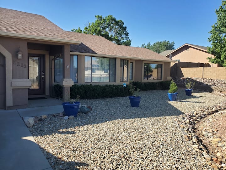 Charming Home Sweet Home - Prescott Valley, AZ