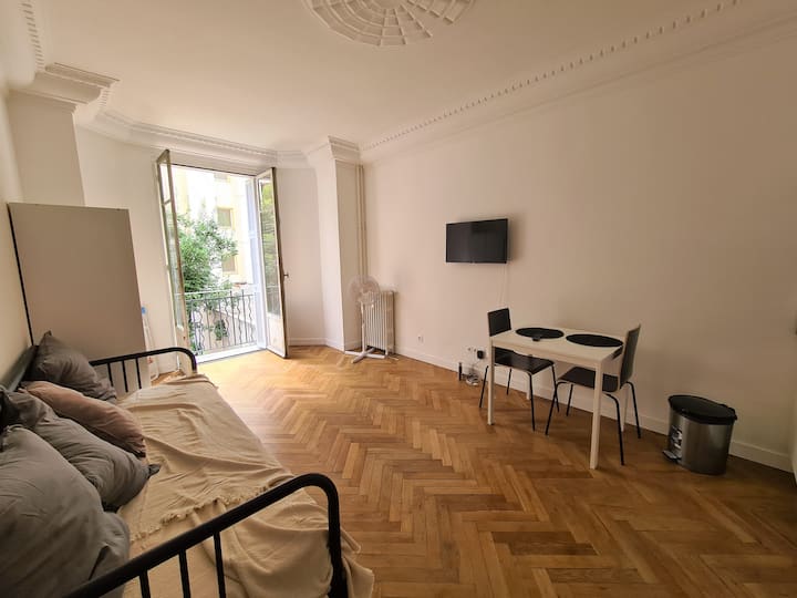 Juan Les Pins Centre - Studio 25 M2 Au Calme - Antibes