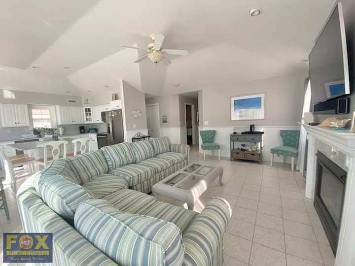 Top Floor Ocean View On 2nd Street - Ocean City, NJ