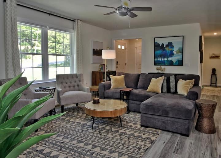 Modern Getaway Near Mohonk - New Paltz, NY