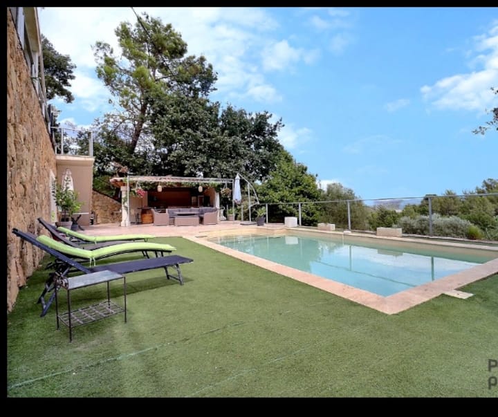 Charmant Logement Avec Piscine - Le Luc