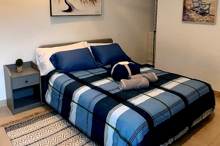 Comfortable And Private Studio/excellent Location - Pembroke Pines, FL