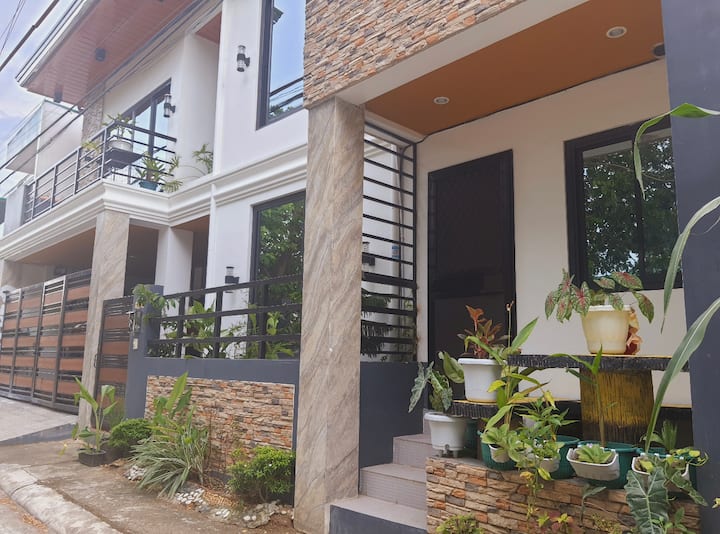 Mi Casa Jo 2: Your Home Far Away From Home - General Trias