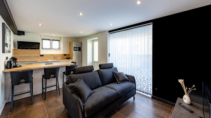Le Ruthénois T2 Avec Terrasse Classé 3 éToiles - ibis budget Rodez