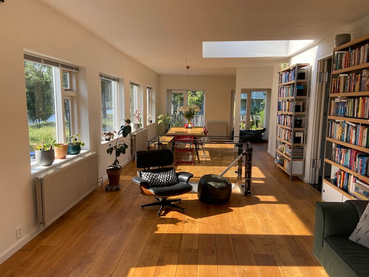 Sunny Parkside Apartment Near City Centre - Amsterdam