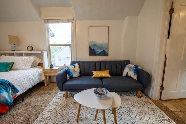 C&b Zen Retreat-0.3mi To Byu-1bd1ba,kitchen,wifi - Provo, UT