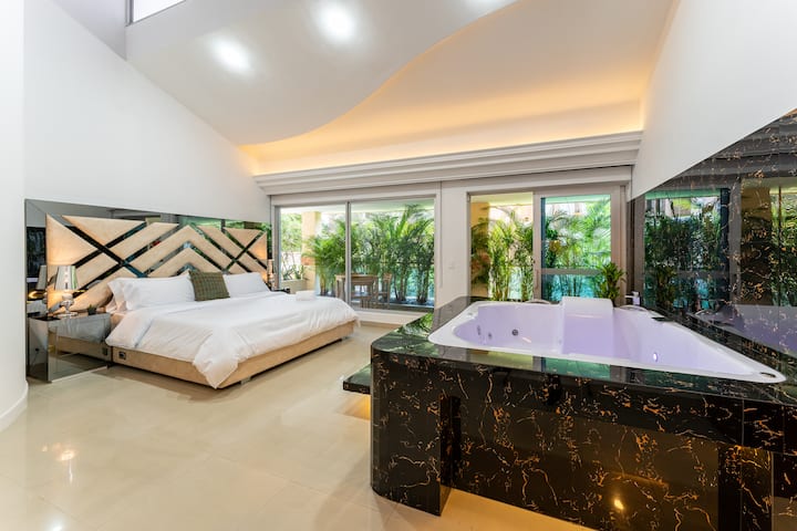 Loft 03 Poblado•fast Wifi•pool•nature•jacuzzi - Medellín