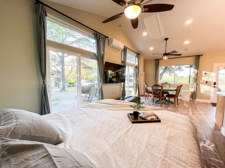 Modern Ranch Cottage In Wine Country W/ Horses - Atascadero, CA