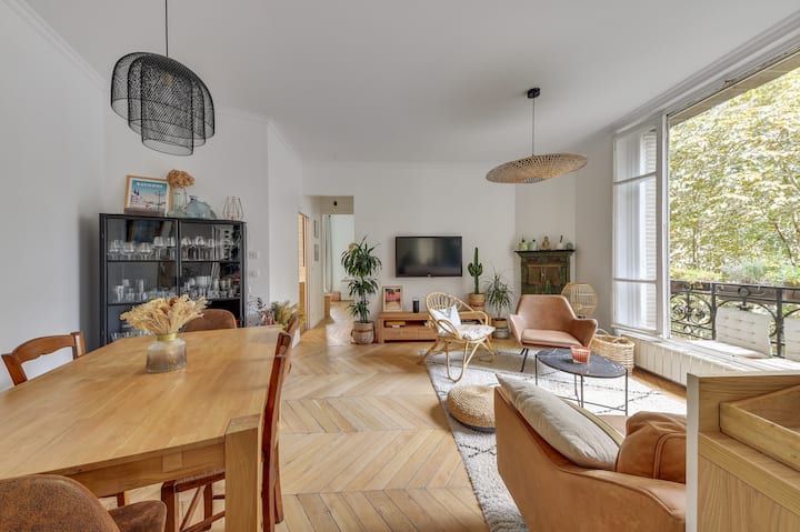 Paris: Superbe Appartement 2 Chambres - Montmartre - Paris