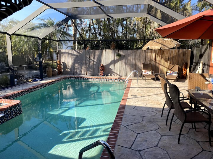 Huge Tropical Studio Apt With Pool - Bonita Springs, FL