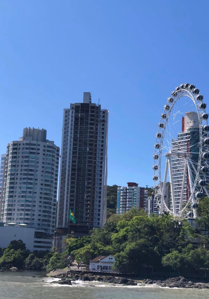 Estúdio Próximo A Roda Gigante E à Praia - Balneário Camboriú