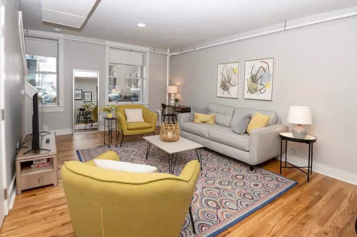 Beautiful 2br Condo W/ King Bed In Heart Of Otr! - Covington, KY