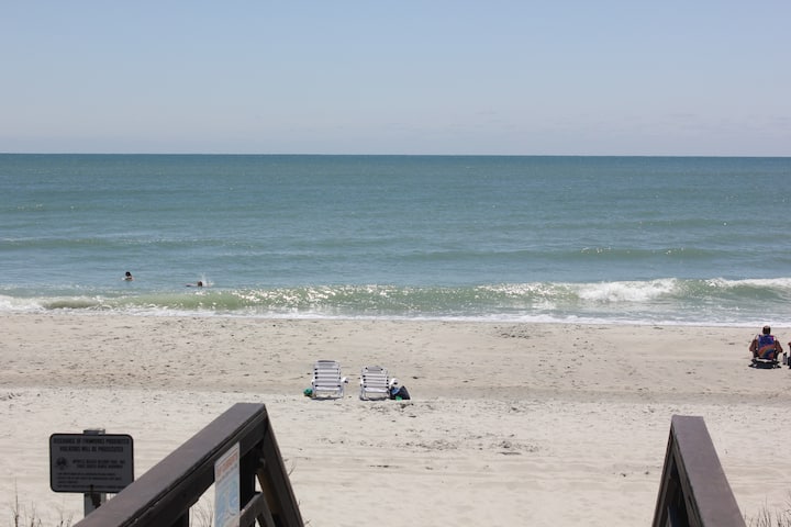1st Floor Ocean Front Condo With Full Kitchen - Surfside Beach, SC