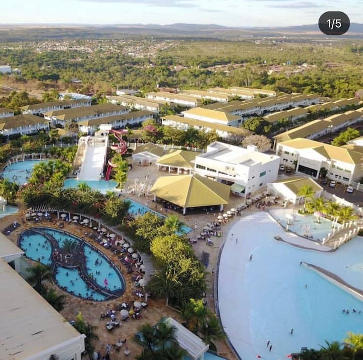 Lacqua Di Roma 1 -
Bem Próximo à Portaria Do Clube - Caldas Novas