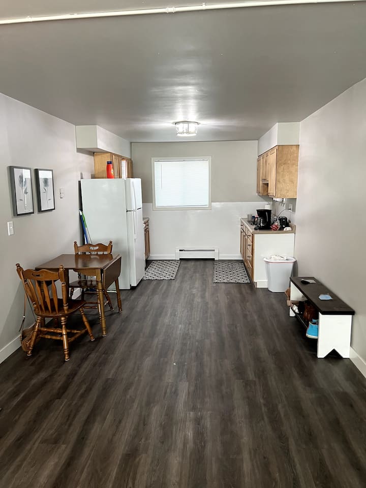 Spacious 2 Bed / 1 Bath Garden Level Apartment - North Dakota