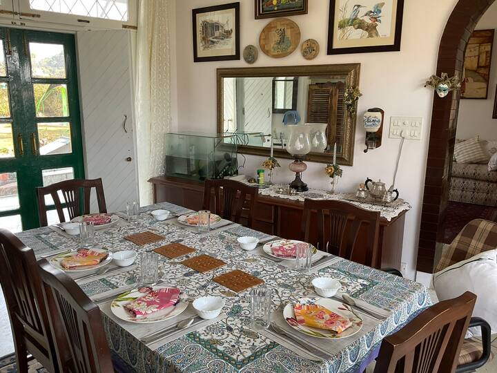 Chinar Chalet Studio Overlooking The Dhauladhar - Palampur