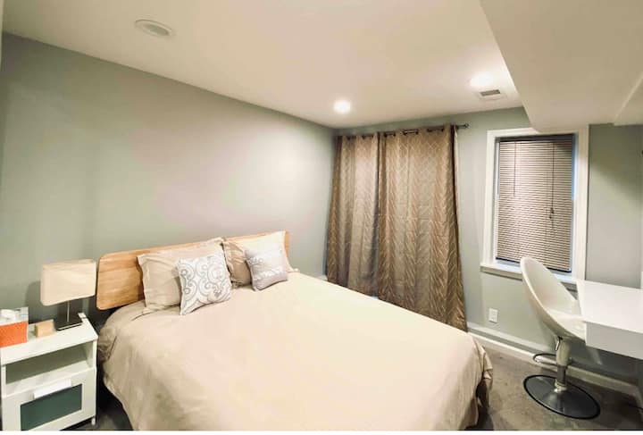 Sunset By The Beach- Private Bedroom - San Francisco, CA