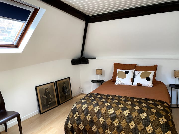 2 Pièces Avec Baignoire Dans Maison Bourgeoise - Amiens