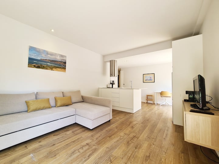 Lovely & Cozy Apartment With A Sunny Balcony :) - Benfica