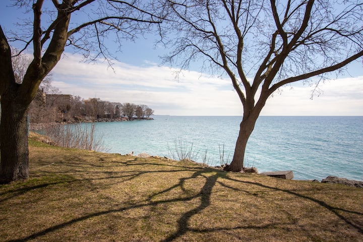 #4-2709 Lakeview 2 Bedrooms + Parking Space - Mississauga