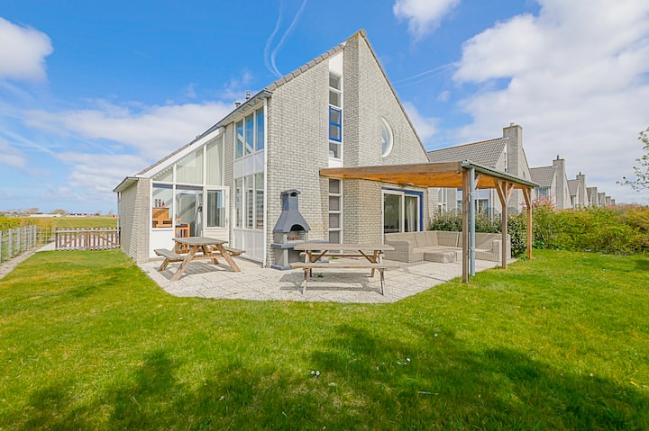 Villa Mooy + Sauna, Golf- En Beachresort Ooghduyne - Texel