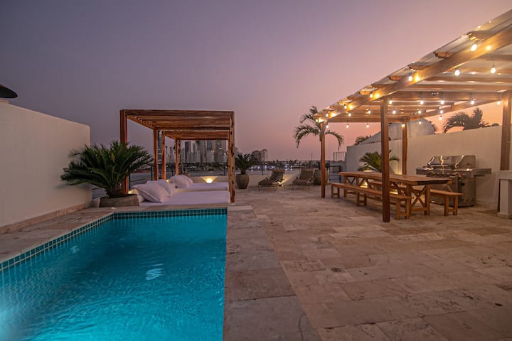 Modern 7 Bedroom Mansion In Old City - Cartagena, Colombia