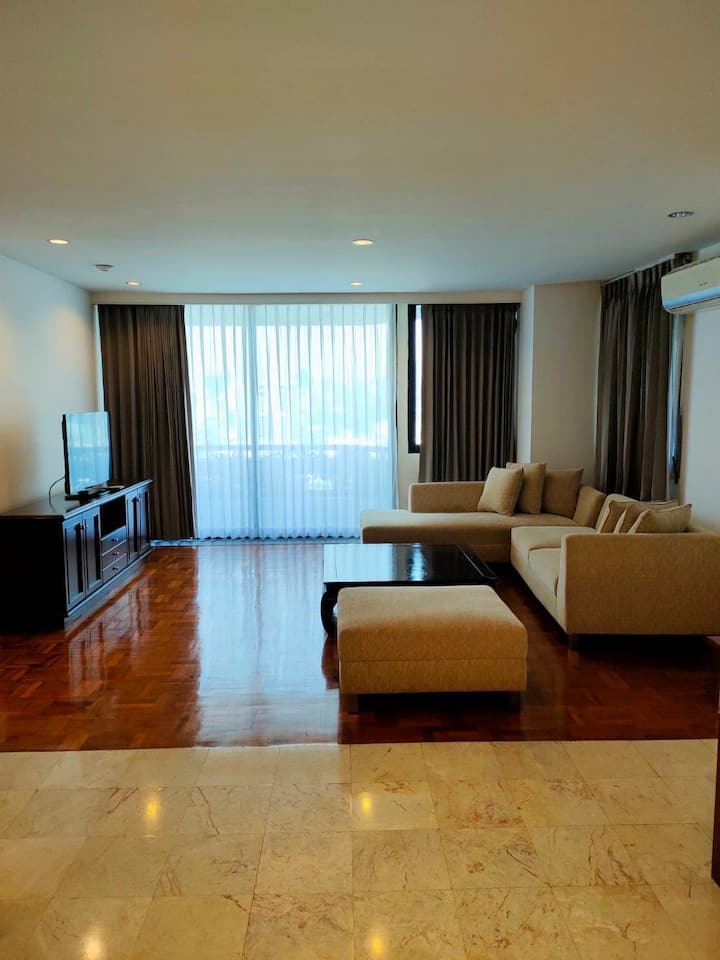 Luxury 3 Bedrooms City Center Near Skytrain - Tailandia