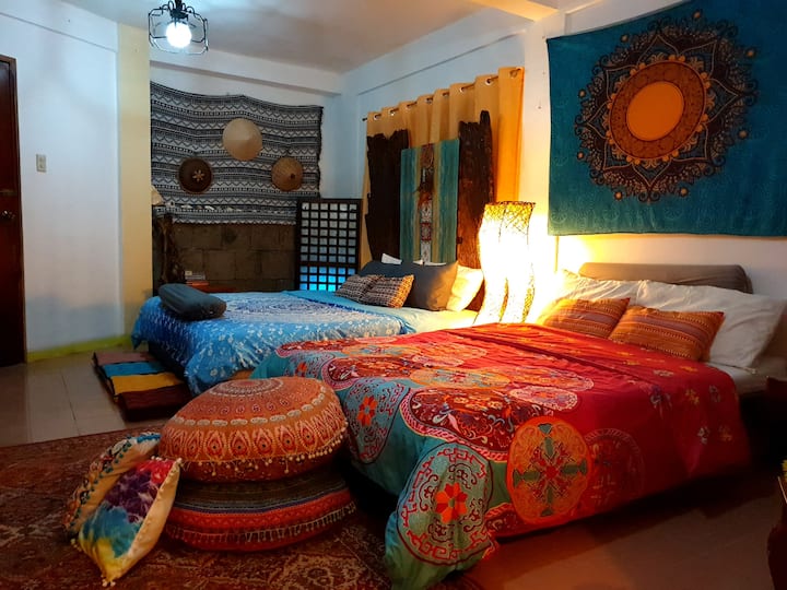 Promo: Shabby Chic Home With Garden, Pool, Karaoke - Tagaytay