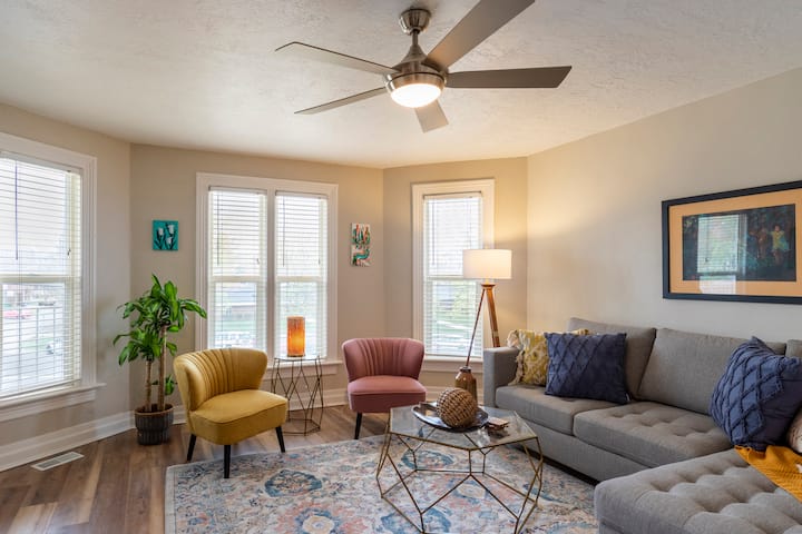 Lovely Marmalade District 1-bed Apt Near Downtown - Salt Lake City, UT