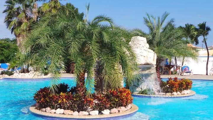Lovely Apartment, Big Pool And Possibility Of Car. - Curaçao