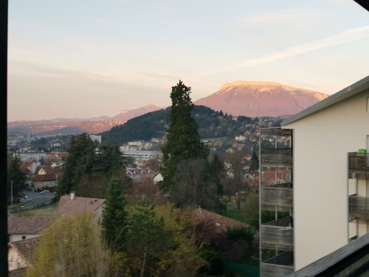 Belle Appart Vu Sur Montagne Depuis La Terrasse - Gap
