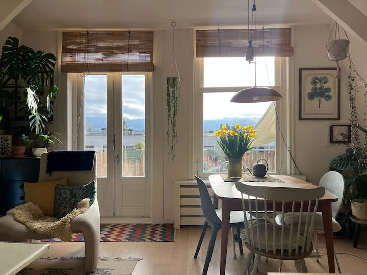 2-people Apartment In The Vibrant East - Amsterdam