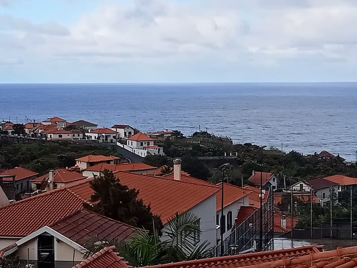 Scenic Comfort J: Double + Sofa Bed - Sao Vicente, Portugal