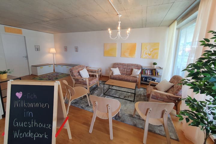 Guesthouse Wendepark - Zimmer Bergfrieden - Suisse