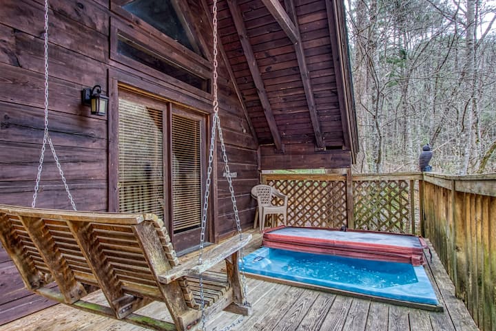 Mountaintop Romance - Coziest Log Cabin On The Mtn - Gatlinburg, TN