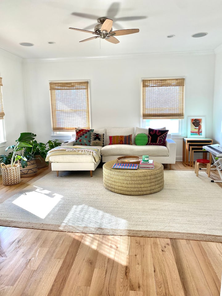 Renovated House Minutes From Beach, Boardwalk, And Shopping - Long Branch, NJ